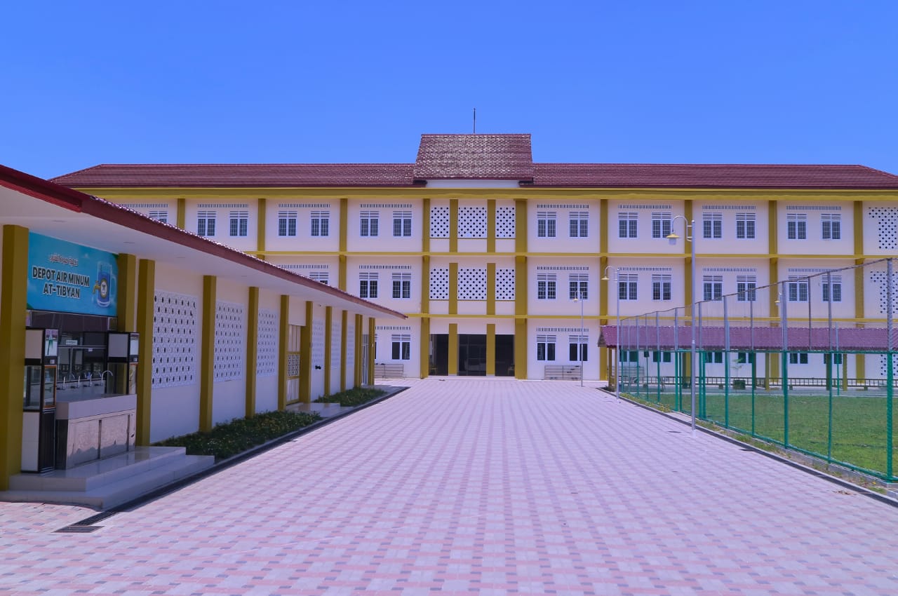 Home - Ma'had At Tibyan
